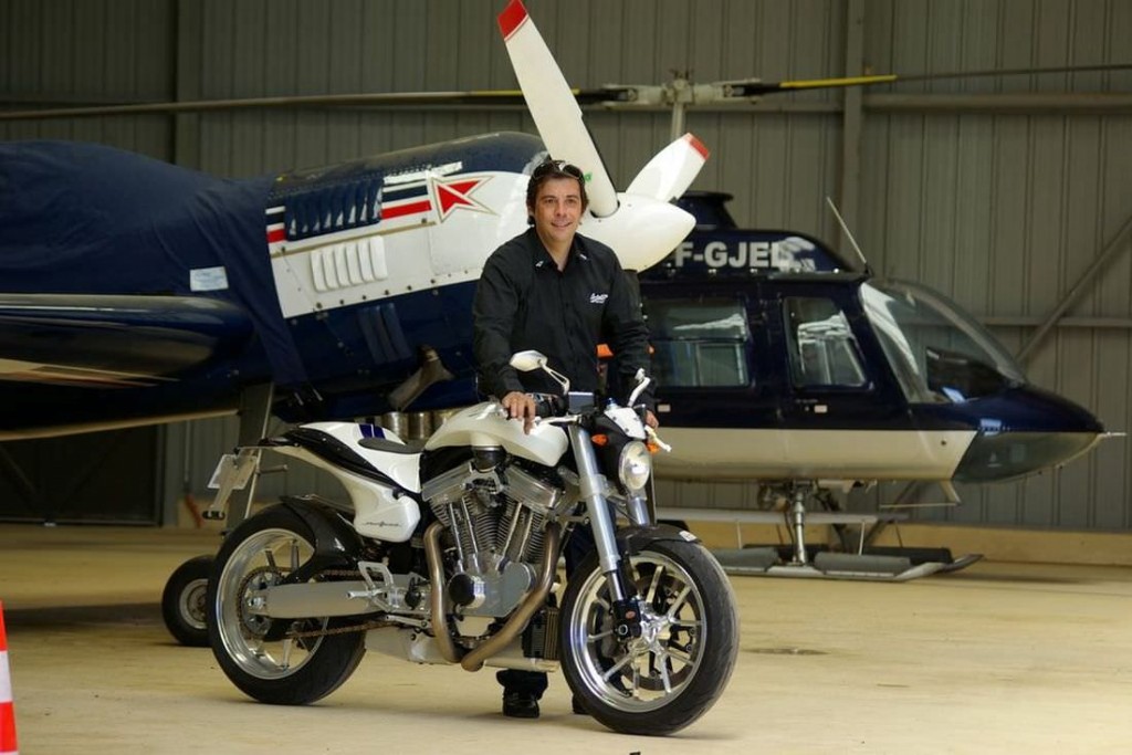 Avinton Motorcycles: Wild Fast Bikes - THE MILLIARDAIRE