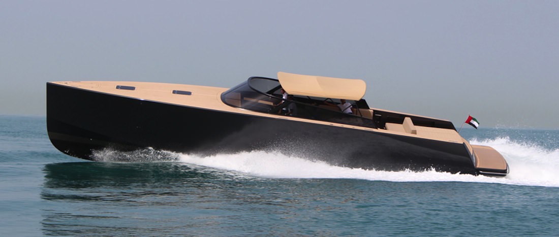 The Vandutch 55 : An affluent trendy « Day-boat » - THE MILLIARDAIRE