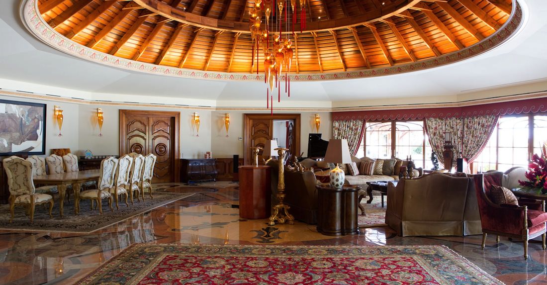 The island Calivigny is one of the exclusive places in the world