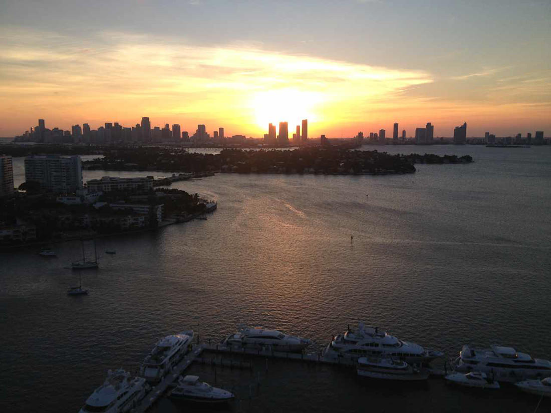 The 1800 Sunset Harbour Unit TS-3 : contemporary luxury