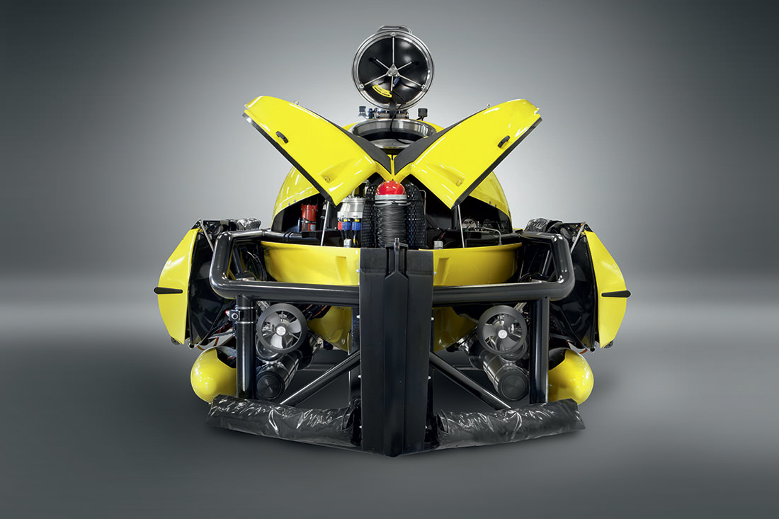 The C-Explorer 5 : world’s first subsea limousine