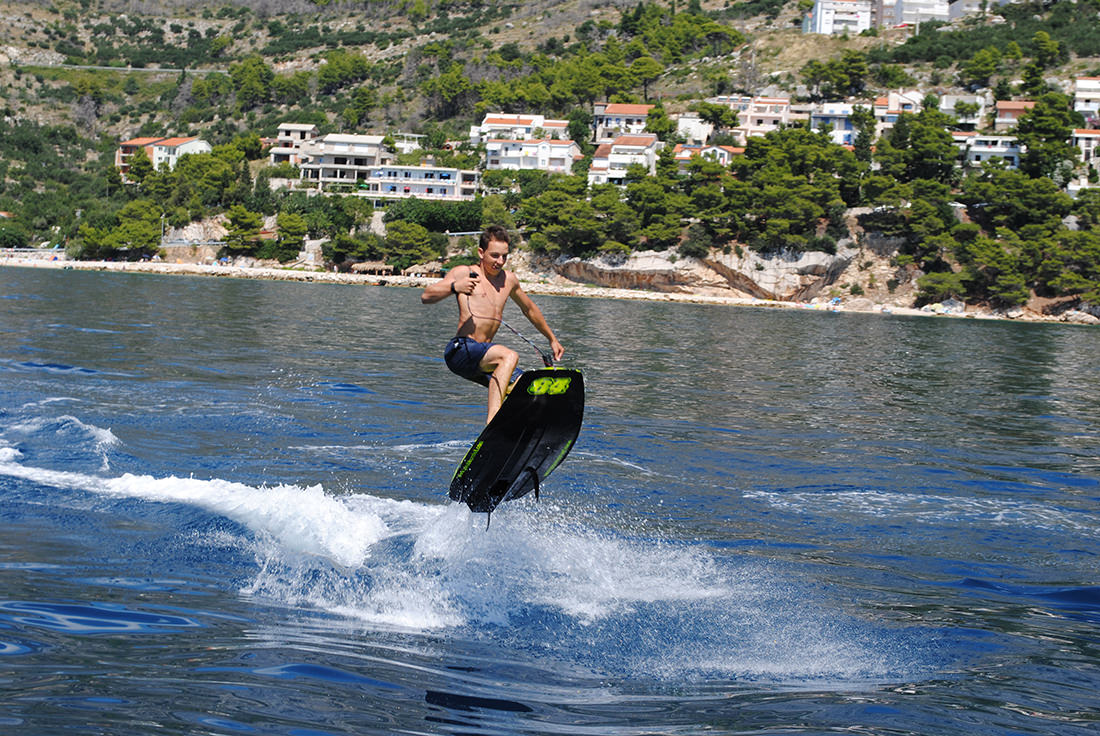 JetSurf : the ultimate toy for the ultimate ride