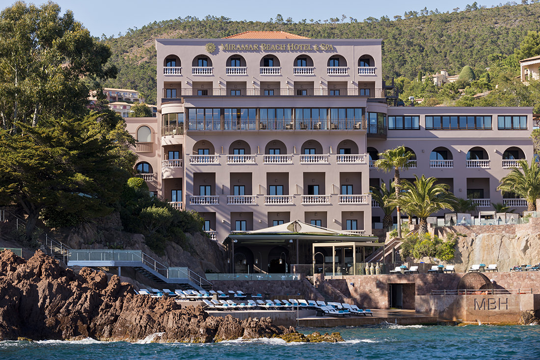 Tiara Miramar Beach Hotel: the essence of the French Riviera