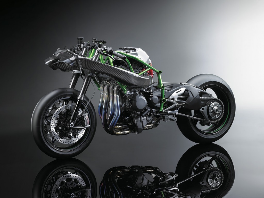The Ninja H2R by Kawasaki: a supercharged hyperbike