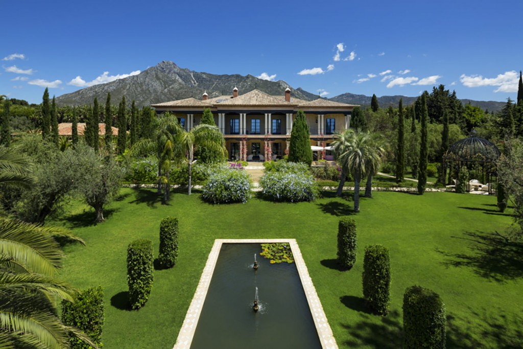 Villa Mayavee: the perfect alliance of architecture & design