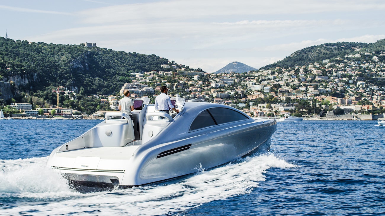 Arrow 460-Granturismo: first Mercedes-Benz luxury yacht