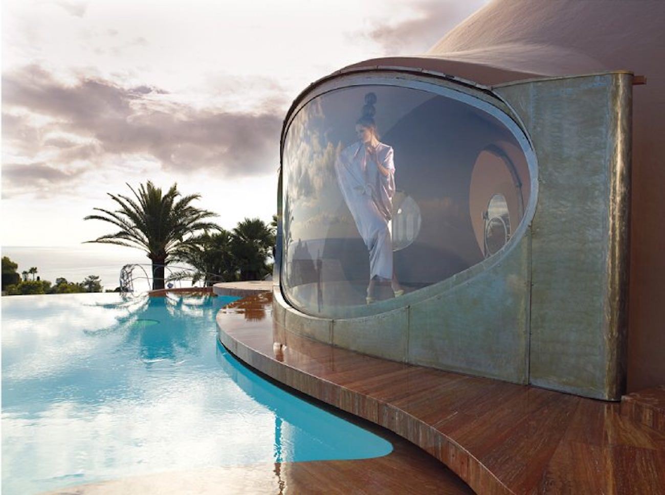Palais Bulles: Pierre Cardin's unusual house in Cannes