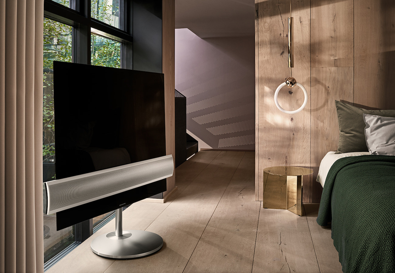 LG creates BeoVision Eclipse with Bang and Olufsen: thin and powerful