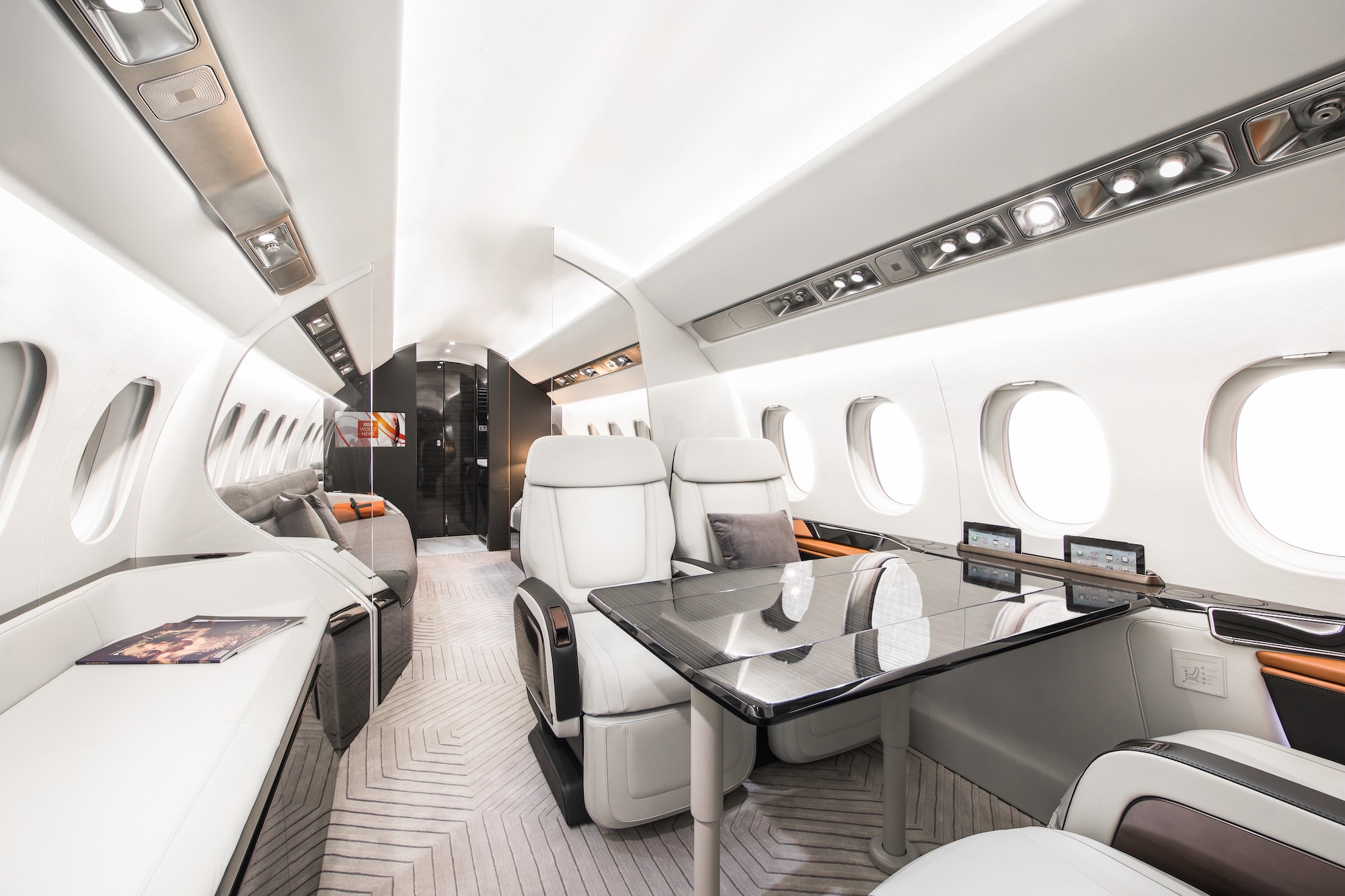 Falcon 6X : the biggest aircraft cabin of business jets - THE MILLIARDAIRE