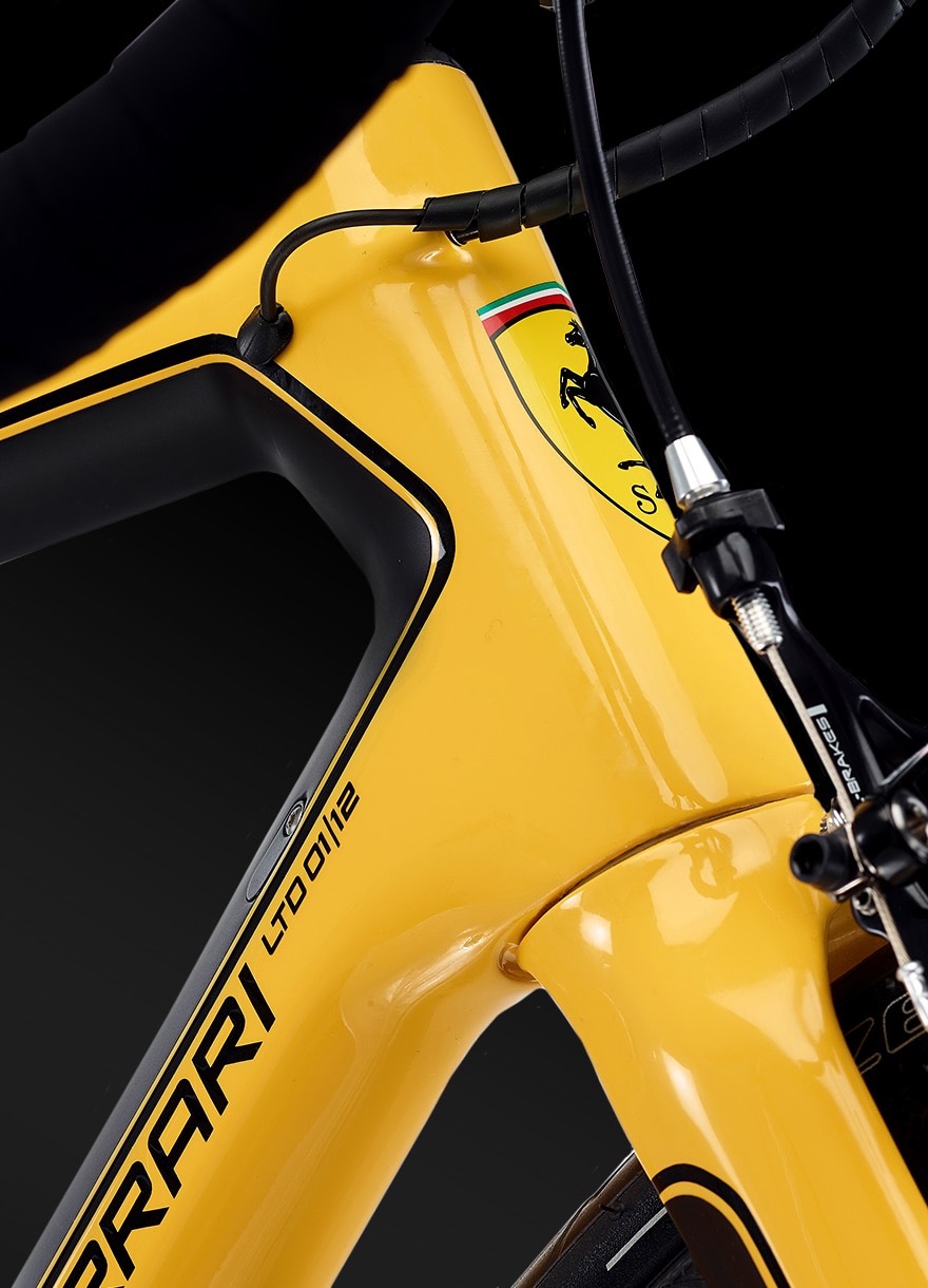 Bianchi and Ferrari launch a “Giallo Modena” limited edition SF 01 bike ...