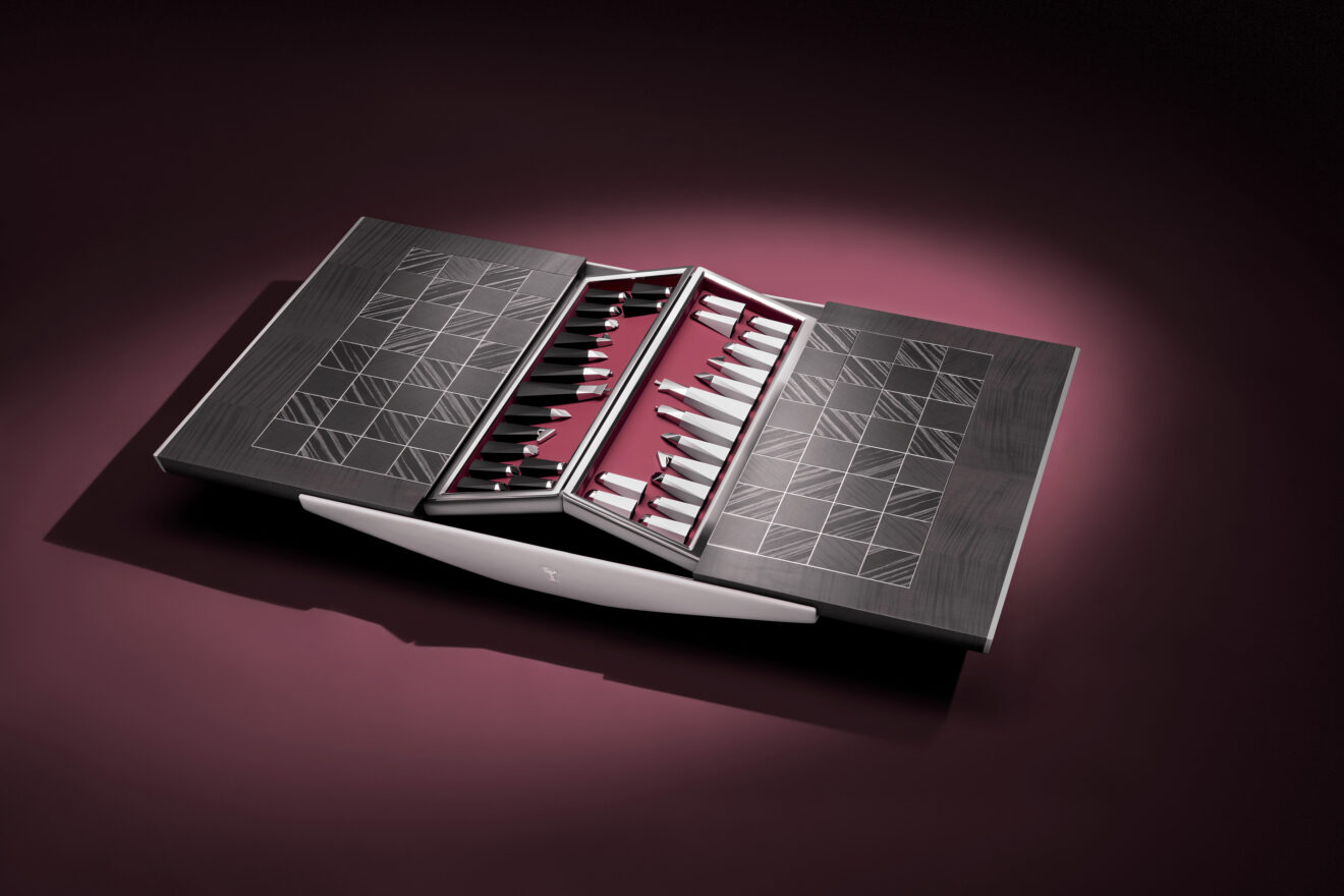 Rolls-Royce Chess Set: an exceptional chess set