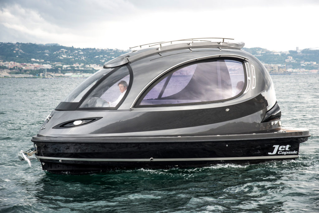 Jet Capsule : le mini-jet made in Italy qui brave les vagues